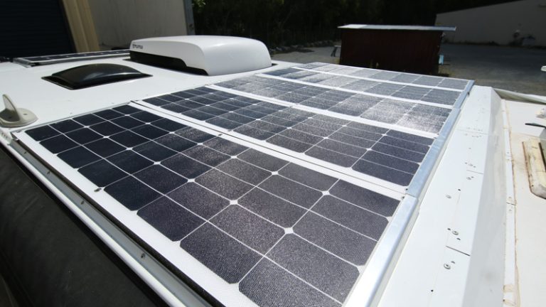 RV Guide:Mounting solar panels on RV roof